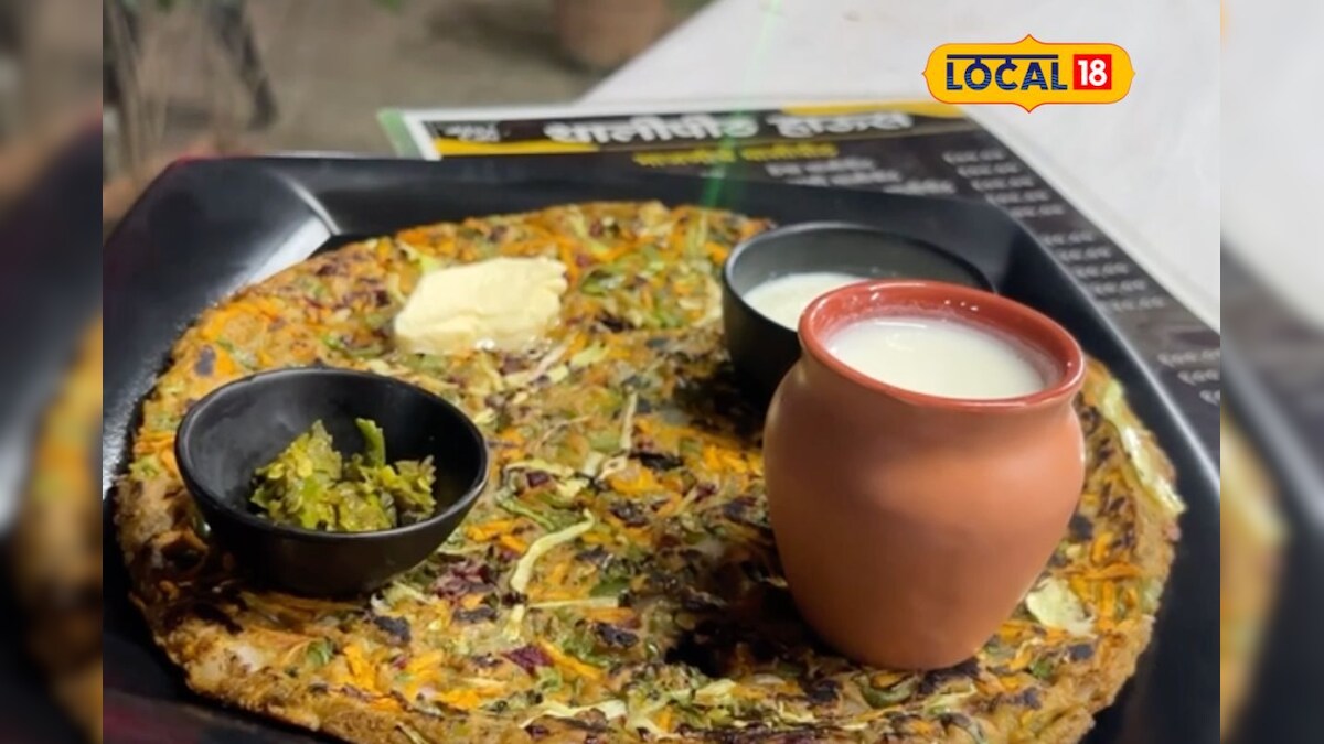 At this place in Nashik you will find the famous Thalipeeth of ...