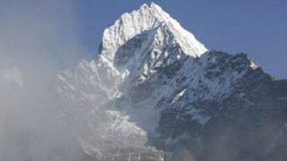 हाईट गाठली! जगातील उंच शिखर माउंट एव्हरेस्टची उंची वाढतच चालली ...