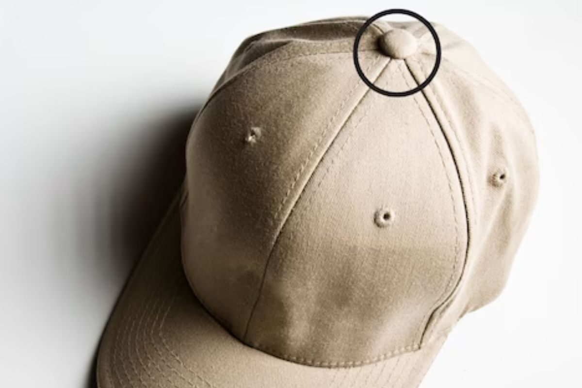 Do you Know : टोपीच्या वरती बटण का असतं? त्याला काय म्हणतात? 90 टक्के ...