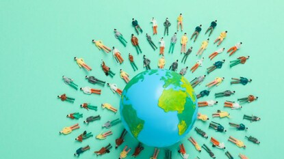 1 जानेवारी 2025 ला किती असेल जगाची लोकसंख्या? सर्व देशांच्या यादीत ...