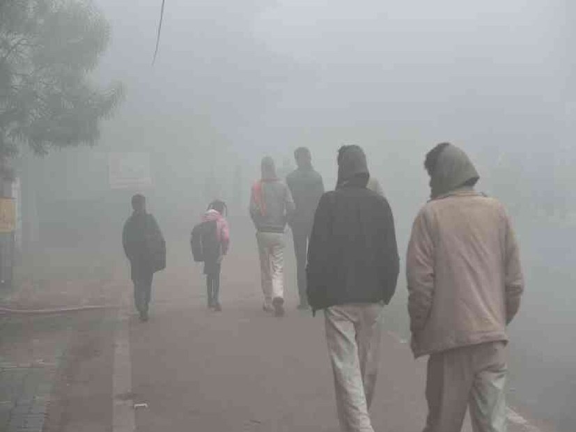 आजचं हवामान: उत्तरेकडून वारं फिरलं! सावधान! 4 जिल्ह्यांमध्ये थंडीच्या ...