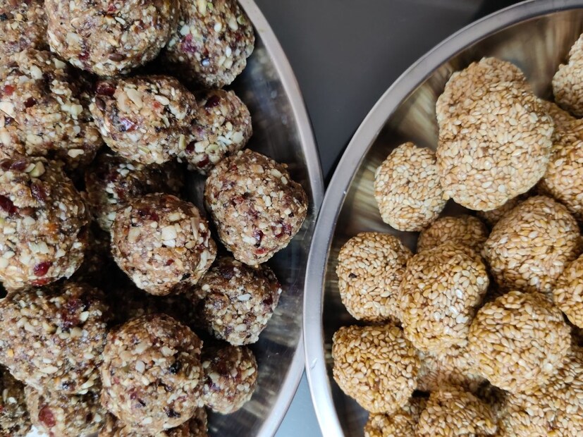 Tilgul Ladoo Recipe Tips : तिळाचे लाडू दगडासारखे कडक होतात? मग 'या ...