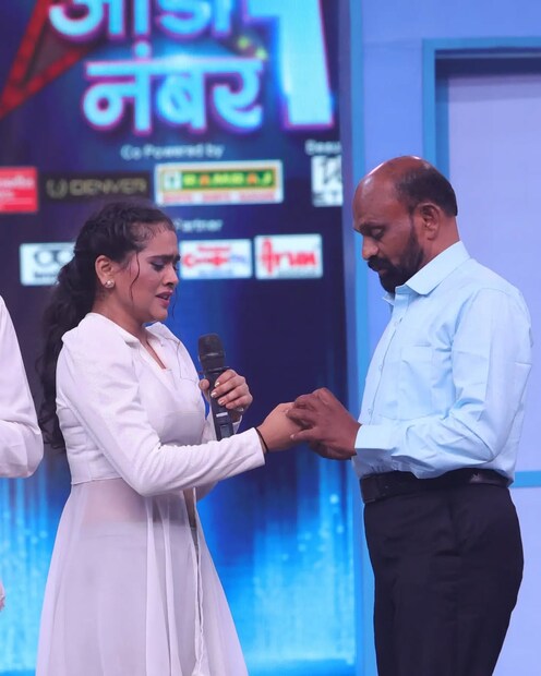 Ruchita Jamdar : 'वडिल डिलिव्हरी बॉय, मी लोकांच्या लग्नात नाचायचे ...