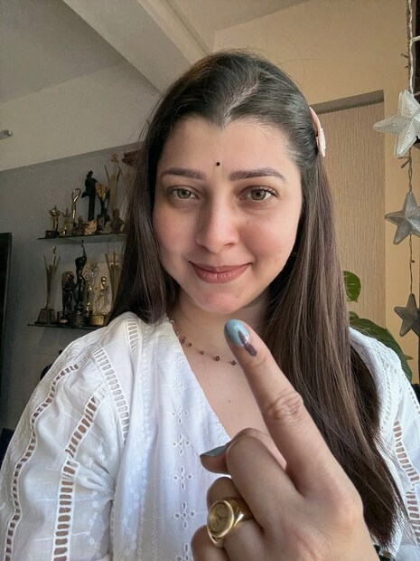 Tejaswini Pandit : मतदानानंतर व्यक्त झाली तेजस्विनी पंडित, आणखी एक ...