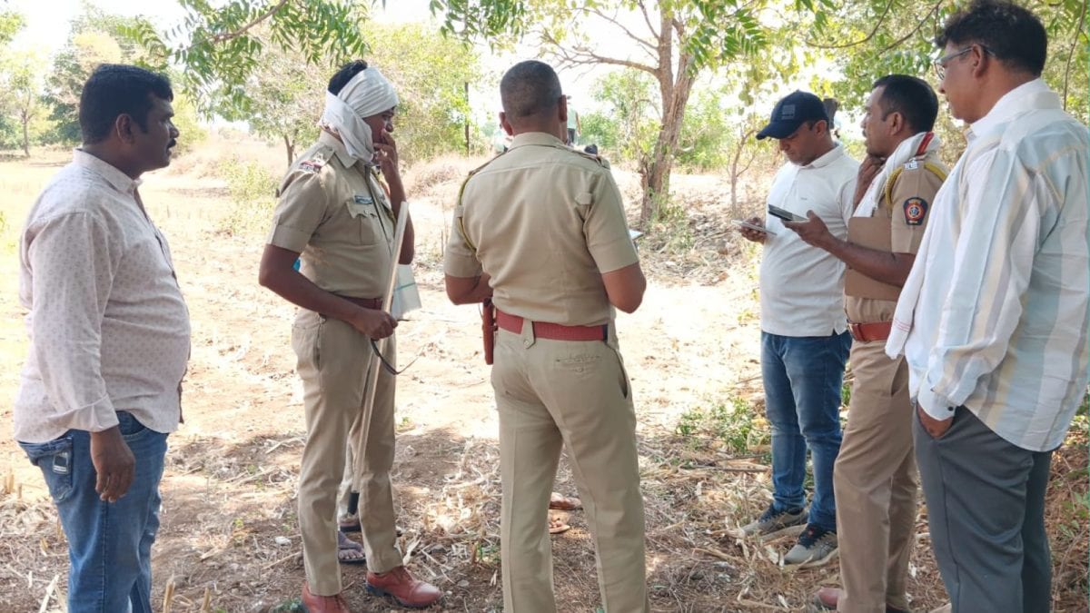 बुलढाण्यात अमानुषतेचा कळस, महिलेचं शीर धडावेगळं केलं, प्रकार पाहून ...