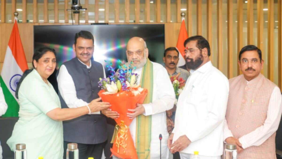 साखर उद्योगाला दिलासा मिळणार, १० दिवसांत मोठे निर्णय होणार, अमित ...