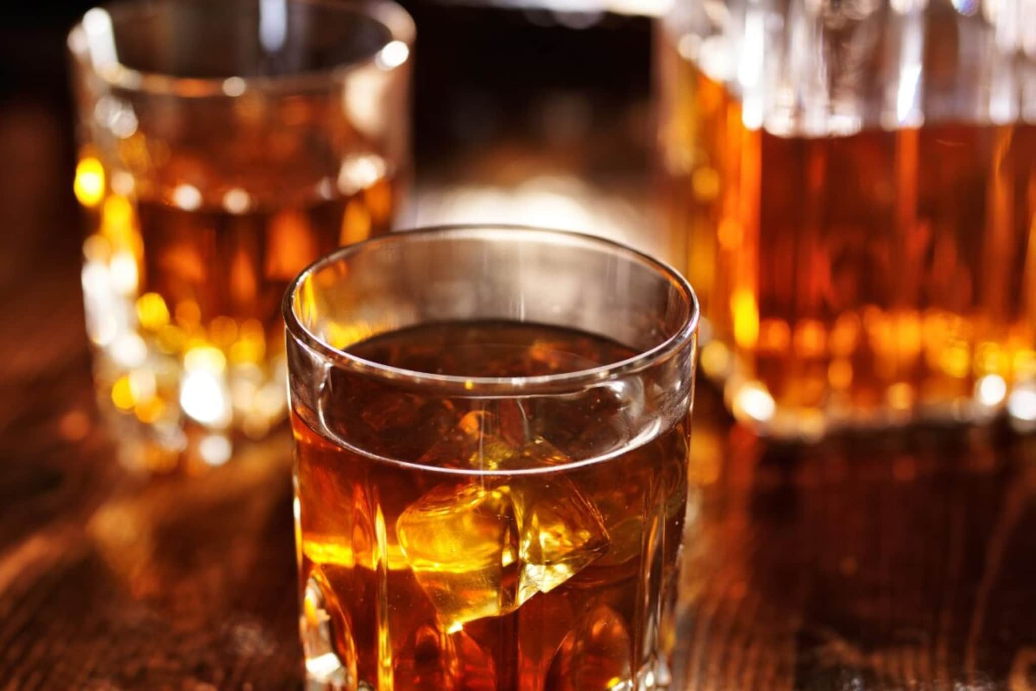 Alcohol Fact : गोव्यातून आणलेली दारू आणि महाराष्ट्रातील दारू एकच असते ...