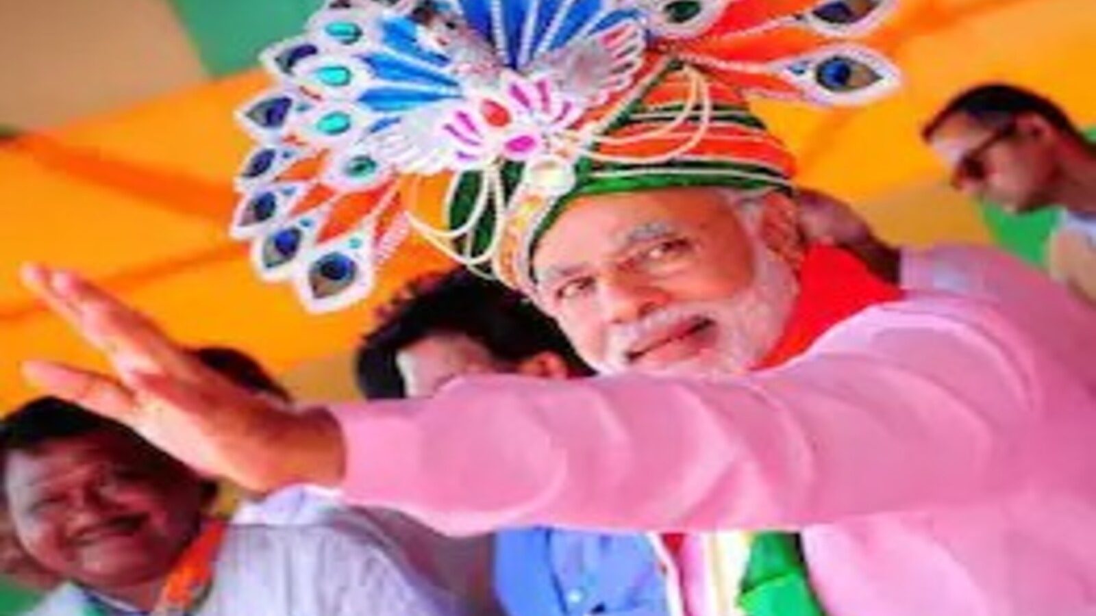 Modi@8 peacock hat to colourful pagdis the many headgears of pm ...