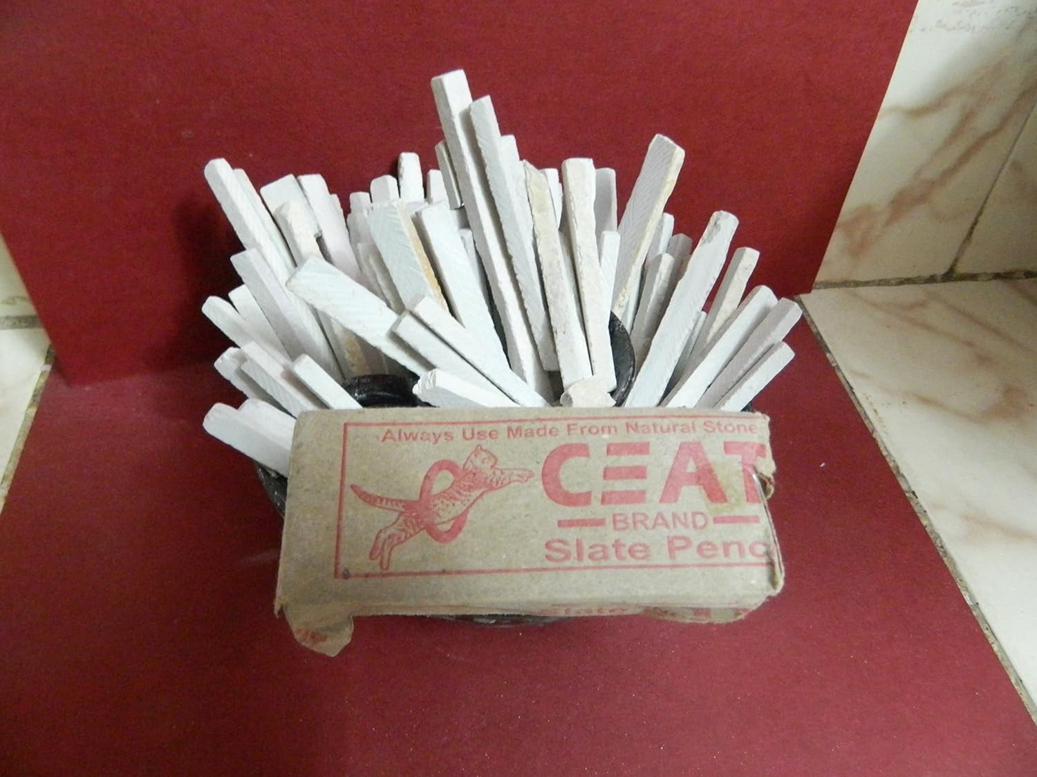 Slate Pencil: ଖଡ଼ି ଖାଇଲେ ଶରୀରରେ କଣ ଘଟିବ? ଜାଣନ୍ତୁ ନଚେତ ଅଭ୍ୟାସ ନେଇଯିବ ...