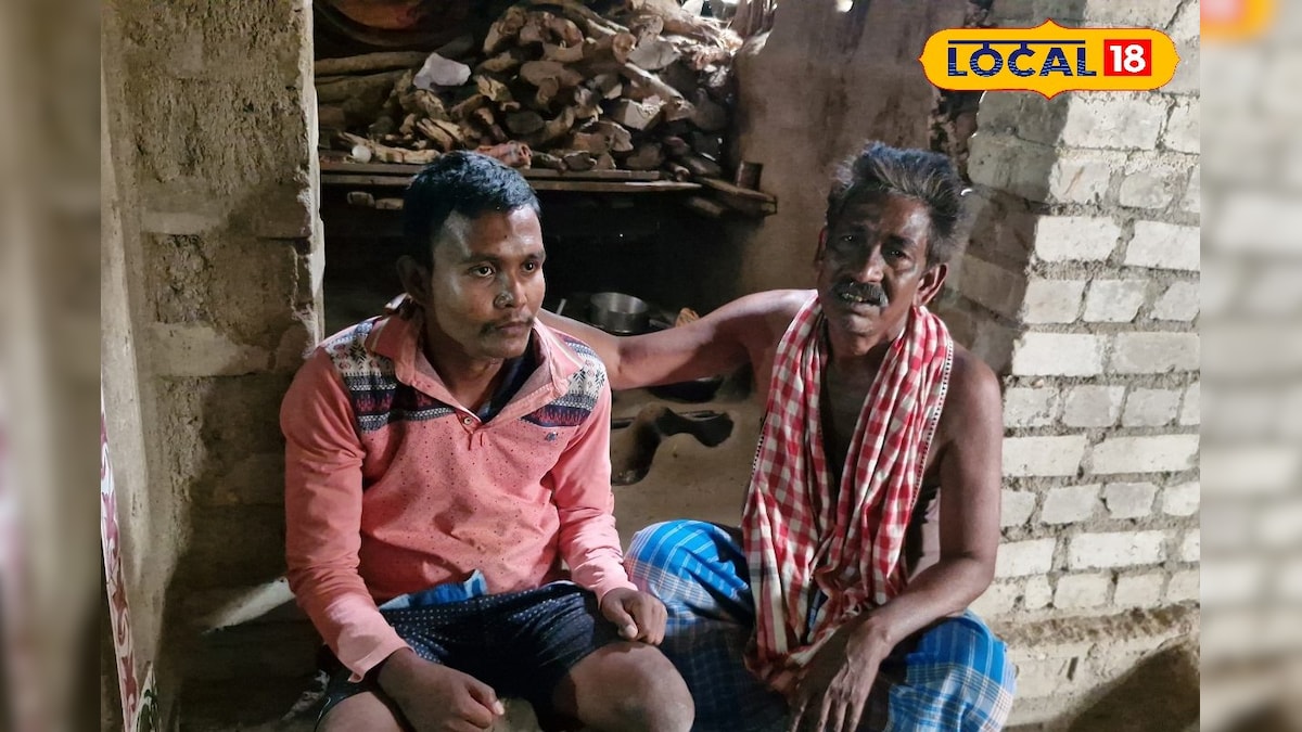 ଭେଣ୍ଡିଆ ପୁଅକୁ ଦେଖି କାନ୍ଦୁଛି ବାପା ; ସାହାଯ୍ୟ ପାଇଁ ସରକାରଙ୍କୁ କରୁଛନ୍ତି ଗୁହାରୀ man need help for his ...