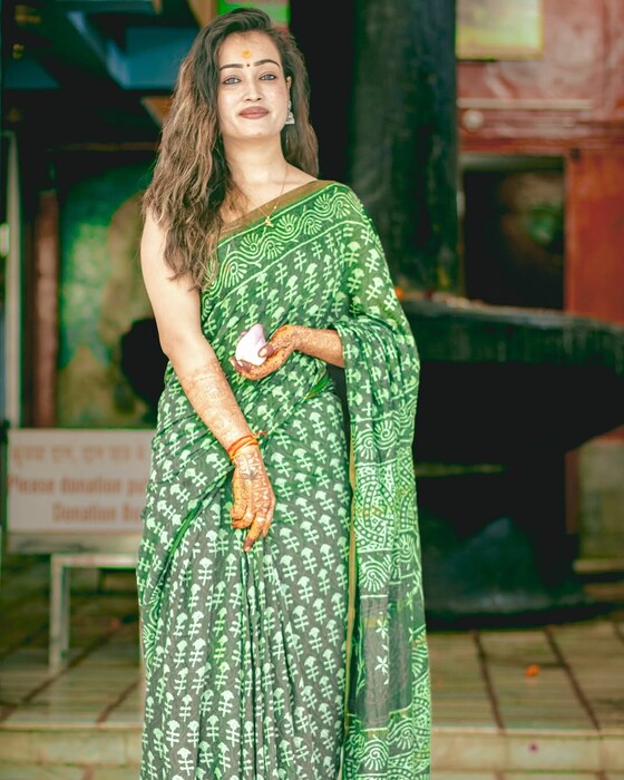 କୁମ୍ଭମେଳାରେ ସୁନ୍ଦରୀ ସାଧ୍ବୀ; Instaରେ ଲକ୍ଷଲକ୍ଷ ଫୋଲର୍ସ, ଏହି କାରଣ ପାଇଁ ...