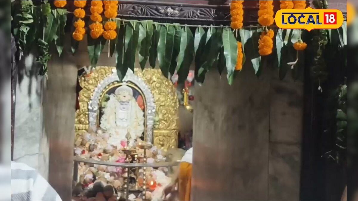 ମା’ ସମଲେଶ୍ୱରୀଙ୍କ ଧବଳମୁଖୀ ବେଶ The colorful attire of Maa Samaleswari ...