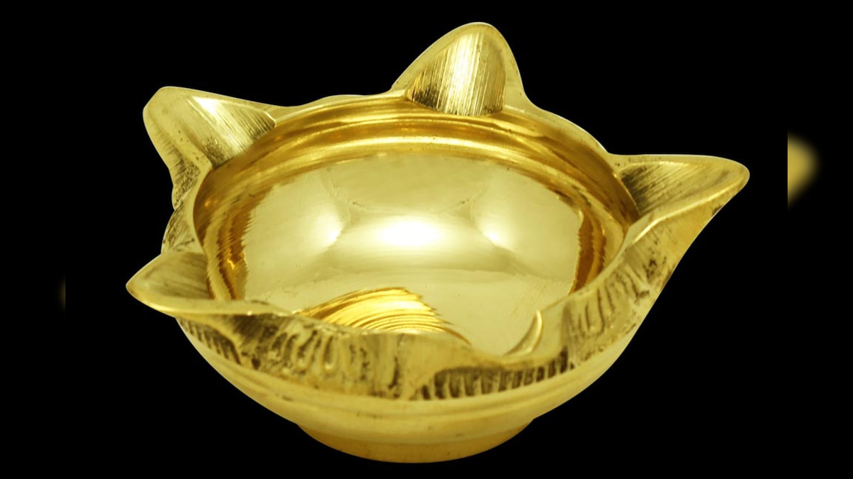 15 Types of Diyas: ਇਨ੍ਹਾਂ 15 ਤਰਾਂ ਦੇ ਦੀਵਿਆਂ ਨਾਲ ਜੋਤ ਜਗਾ ਕੇ ਕਰੋ ਪੂਜਾ ...