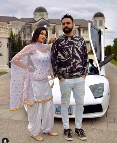 New look of Ludhiana's Yesha Sagar model appearing in suits in Punjabi ...