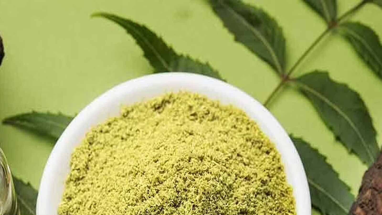 ਡੈਂਡਰਫ-ਵਾਲਾਂ ਦੀਆਂ ਸਮੱਸਿਆਵਾਂ ਦਾ ਇਲਾਜ ਹੈ ਨਿੰਮ ਦਾ ਪਾਊਡਰ Neem powder is a ...