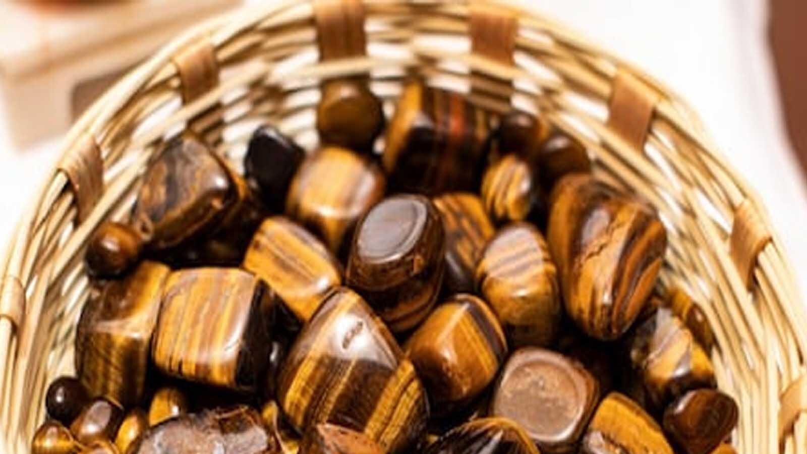 Gemstone Tips: ਟਾਈਗਰ ਰਤਨ ਨਾਲ ਨੌਕਰੀ ਤੇ ਕਾਰੋਬਾਰ 'ਚ ਖੁੱਲ੍ਹਦੇ ਹਨ ਤਰੱਕੀ ਦੇ ...