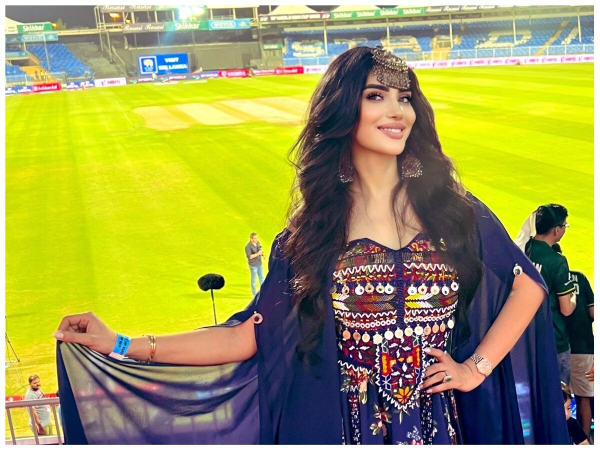 ਮੈਚ ਦੌਰਾਨ ਇਸ ਕੁੜੀ ਨੇ ਮਚਾਇਆ ਕਹਿਰ, ਜਾਣੋ ਕੌਣ ਹੈ ਇਹ MYSTERY GIRL – News18 ...