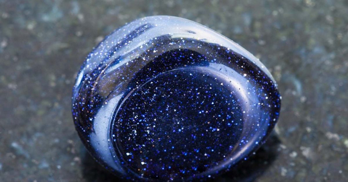 Blue Stone Ratna: ਇਸ ਰਾਸ਼ੀ ਦੇ ਜਾਤਕਾਂ ਲਈ ਵਰਦਾਨ ਹੈ "ਨੀਲਮ", ਧਾਰਨ ਕਰਨ 'ਤੇ ...