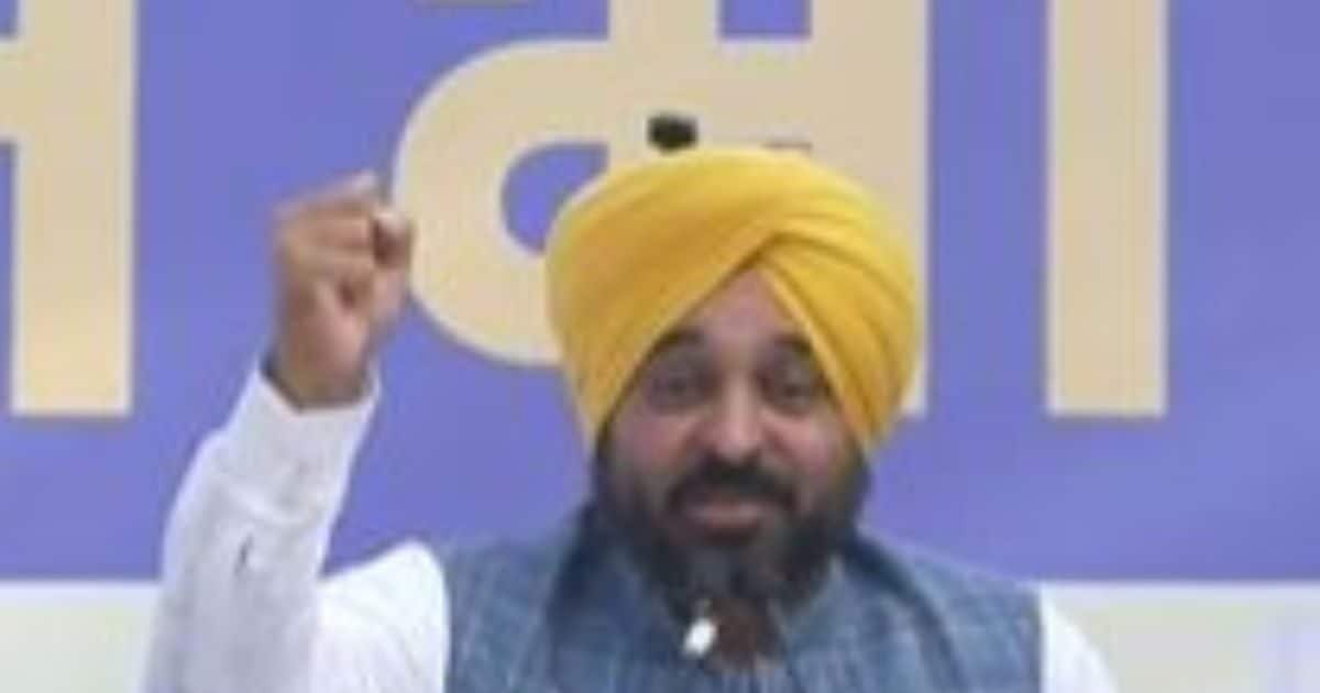 We salute the incredible martyrdom of Shaheed Bhagat Singh, Shaheed ...