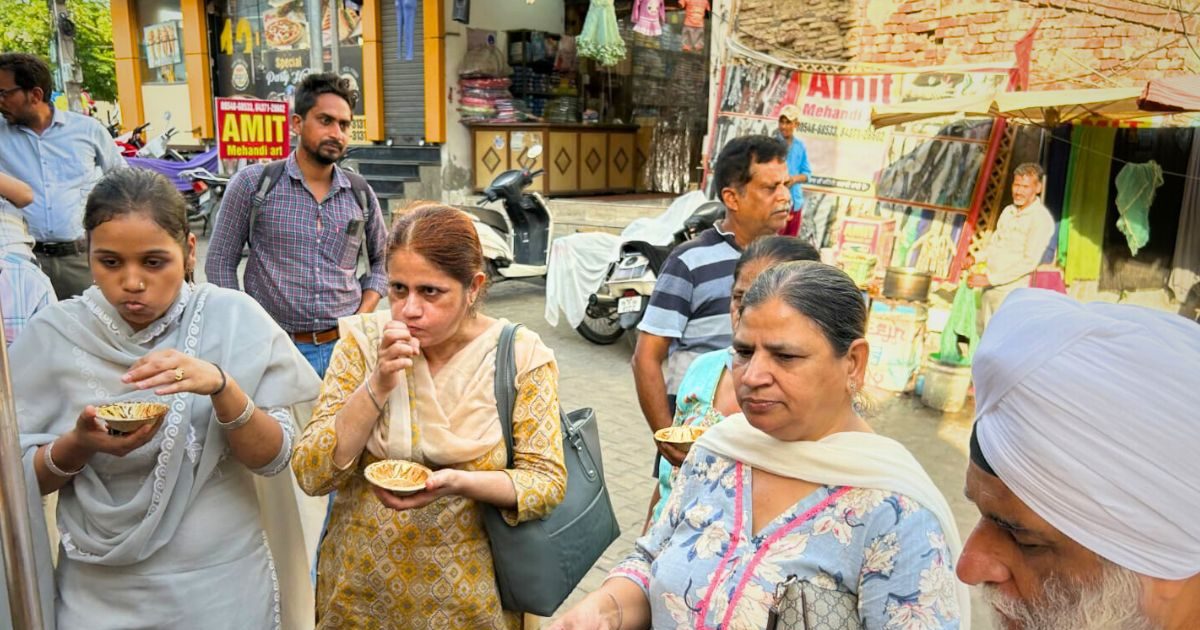 sangrur famous street food 13 types of Golgappa panipuri water– News18 ...