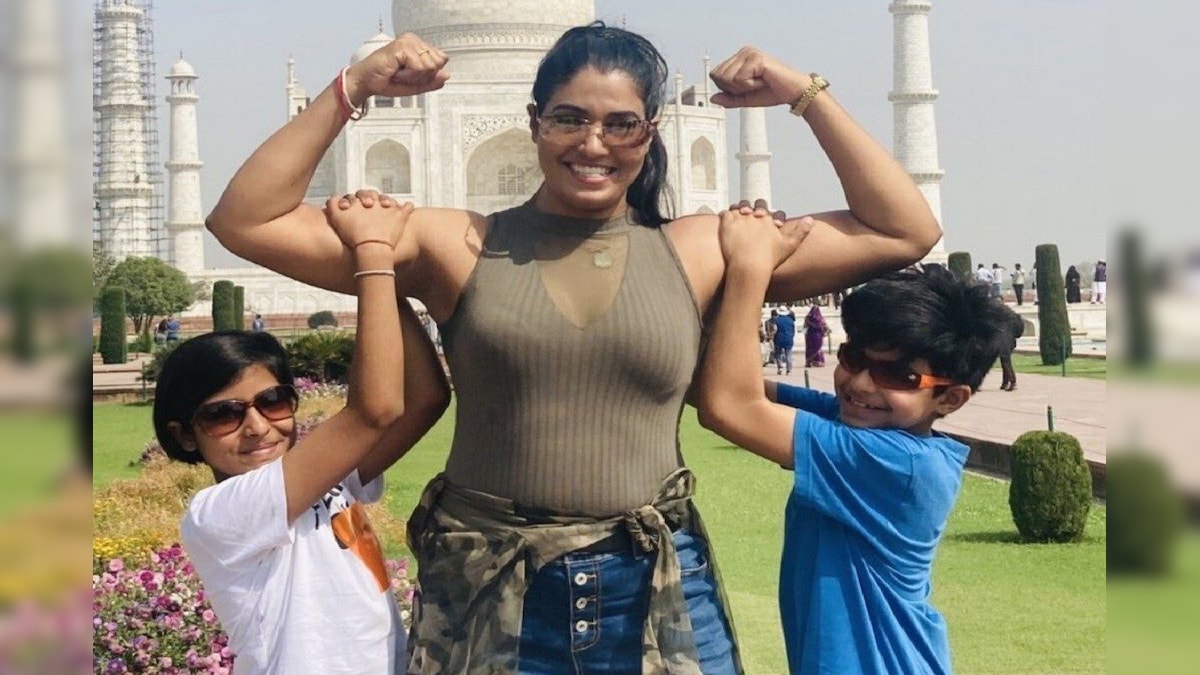 ਜਾਣੋ ਕੌਣ ਹੈ ਭਾਰਤ ਦੀ 'Lady Khali?' ਜੋ ਸਲਵਾਰ ਸੂਟ 'ਚ ਮਚਾਉਂਦੀ ਹੈ ਧਮਾਲ - Kavita devi indian wrestler ...