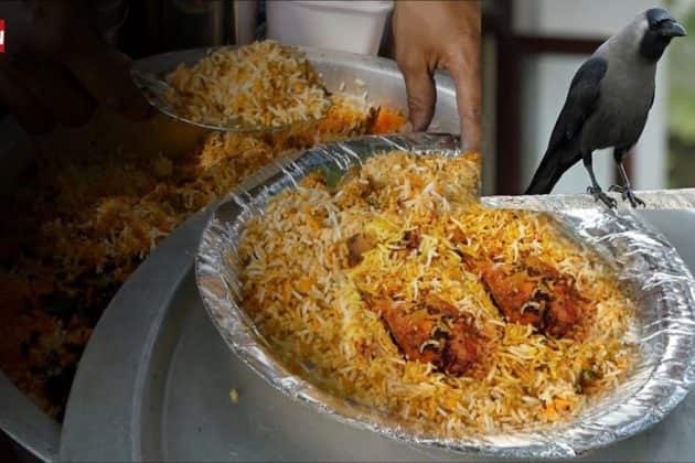 চিকেন বলে বিক্রি হল ‘কাউয়া বিরিয়ানি’! এলাকায় চাঞ্চল্য ‘Kauwa Biryani ...