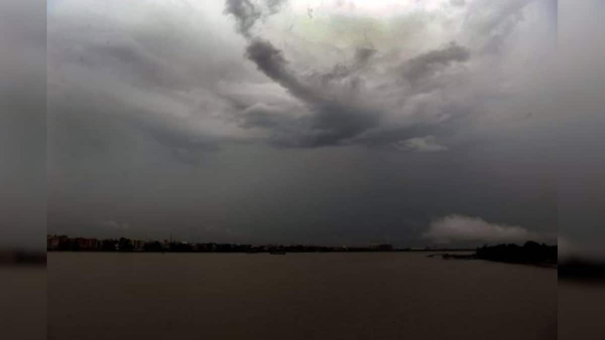 হিঙ্গলগঞ্জের কাটাখালি এলাকায় সরকারি ত্রাণ চুরি হওয়ার অভিযোগ ...