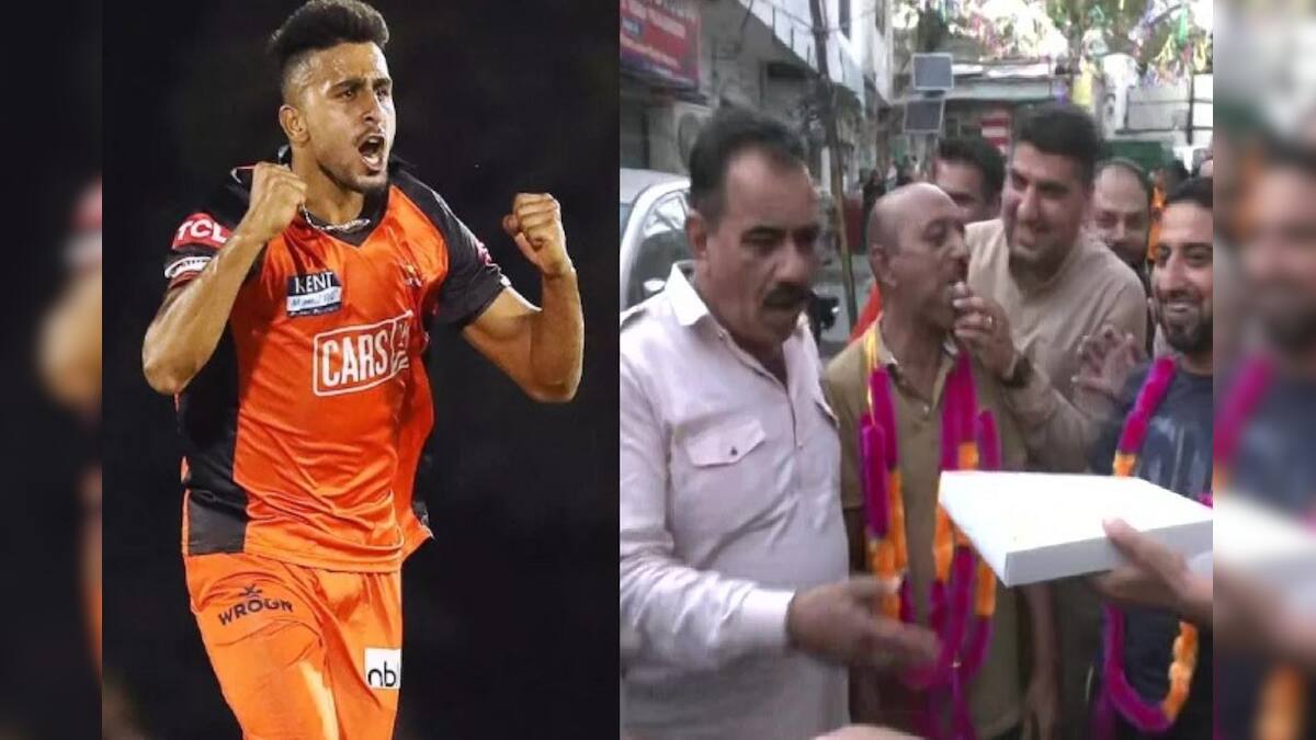 'অচেনা লোক মিষ্টি খাইয়ে যাচ্ছে', ২২ বছরের ভয়ঙ্কর পেসারের বাবা এখন 'তারকা'