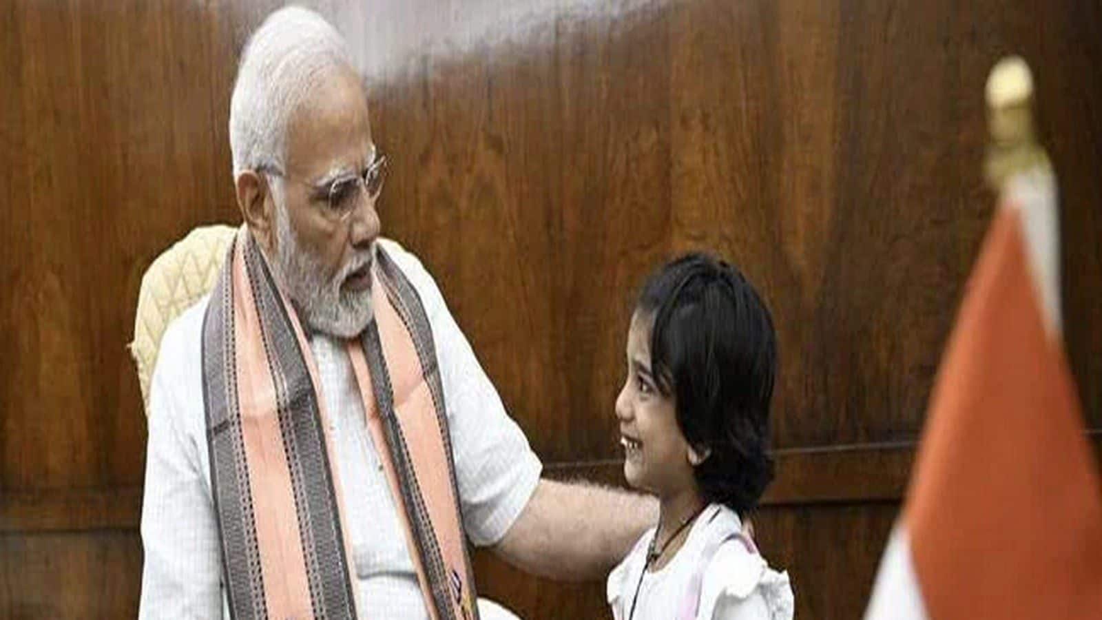 PM Narendra Modi Meets BJP MP Daughter You Work In Lok Sabha Come On TV ...
