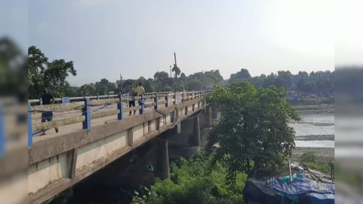 Finally, the long wait has finally opened Balasan Bridge in Siliguri ...