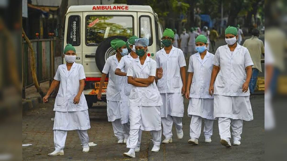 বেতন বৈষম্যের প্রতিবাদে আজ কলকাতার রাজপথে নামছেন নার্সরা, মহামিছিলের ডাক | কলকাতা - News18 বাংলা