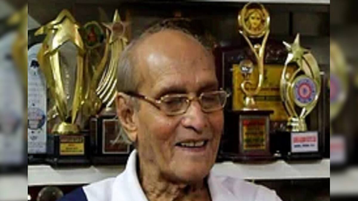 ৯২ বছরে প্রয়াত অলিম্পিয়ান বদ্রু বন্দ্যোপাধ্যায়, শোকের ছায়া ময়দানে ...