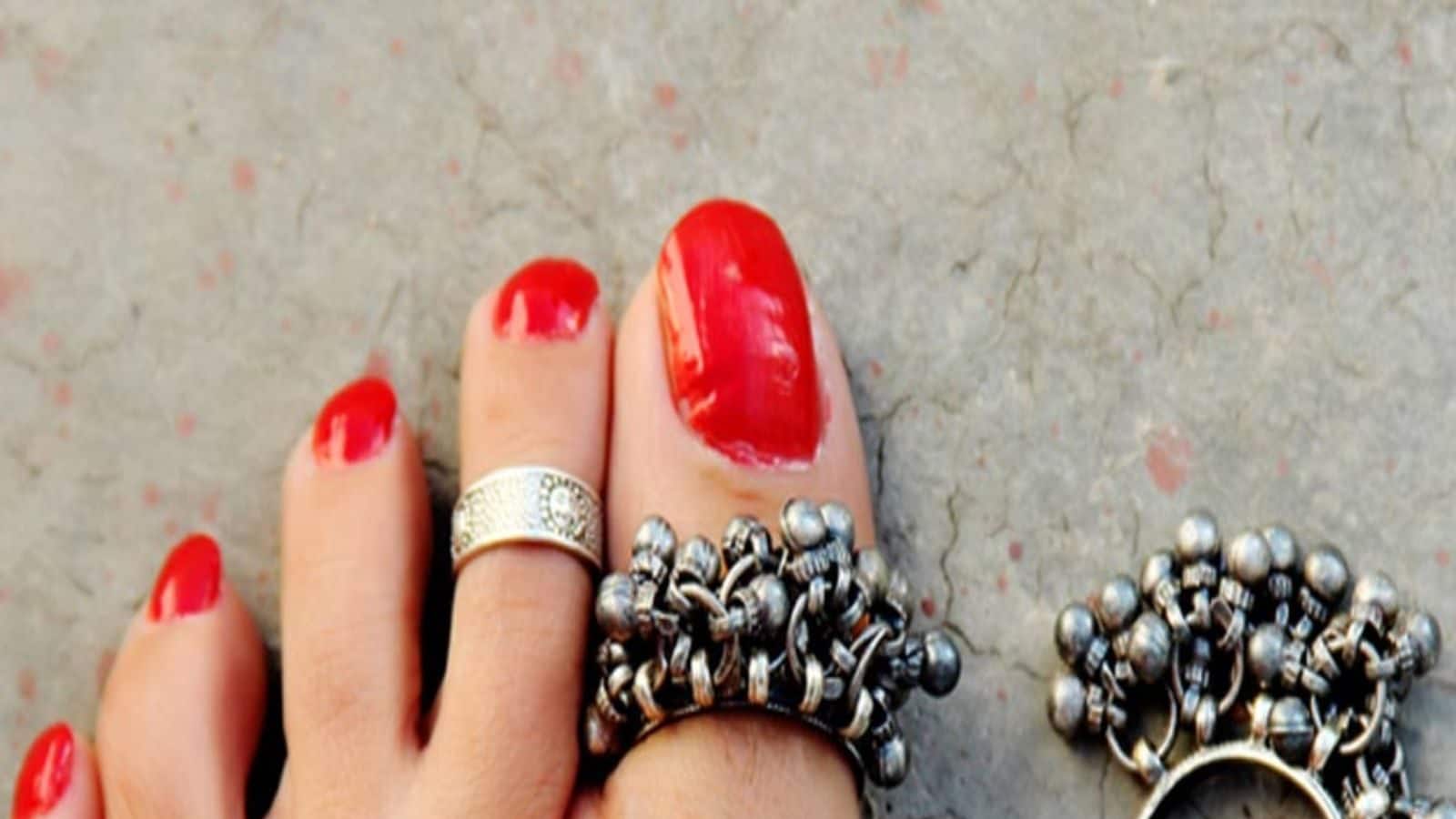 Puja Fashion: These designs of modern toe rings will enhance the beauty ...