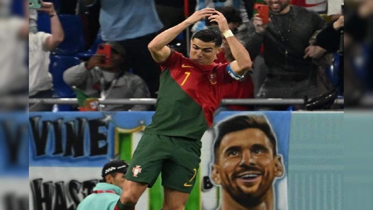 মেসির ছবির সামনে গিয়ে রোনাল্ডোর সেলিব্রেশন! কাটা ঘায়ে নুনের ছিটে ...