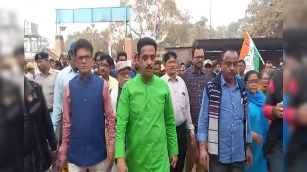 West Midnapore News: অবশেষে দীর্ঘ টালবাহনার পর খড়্গপুর পুরসভার প্রদীপ ...