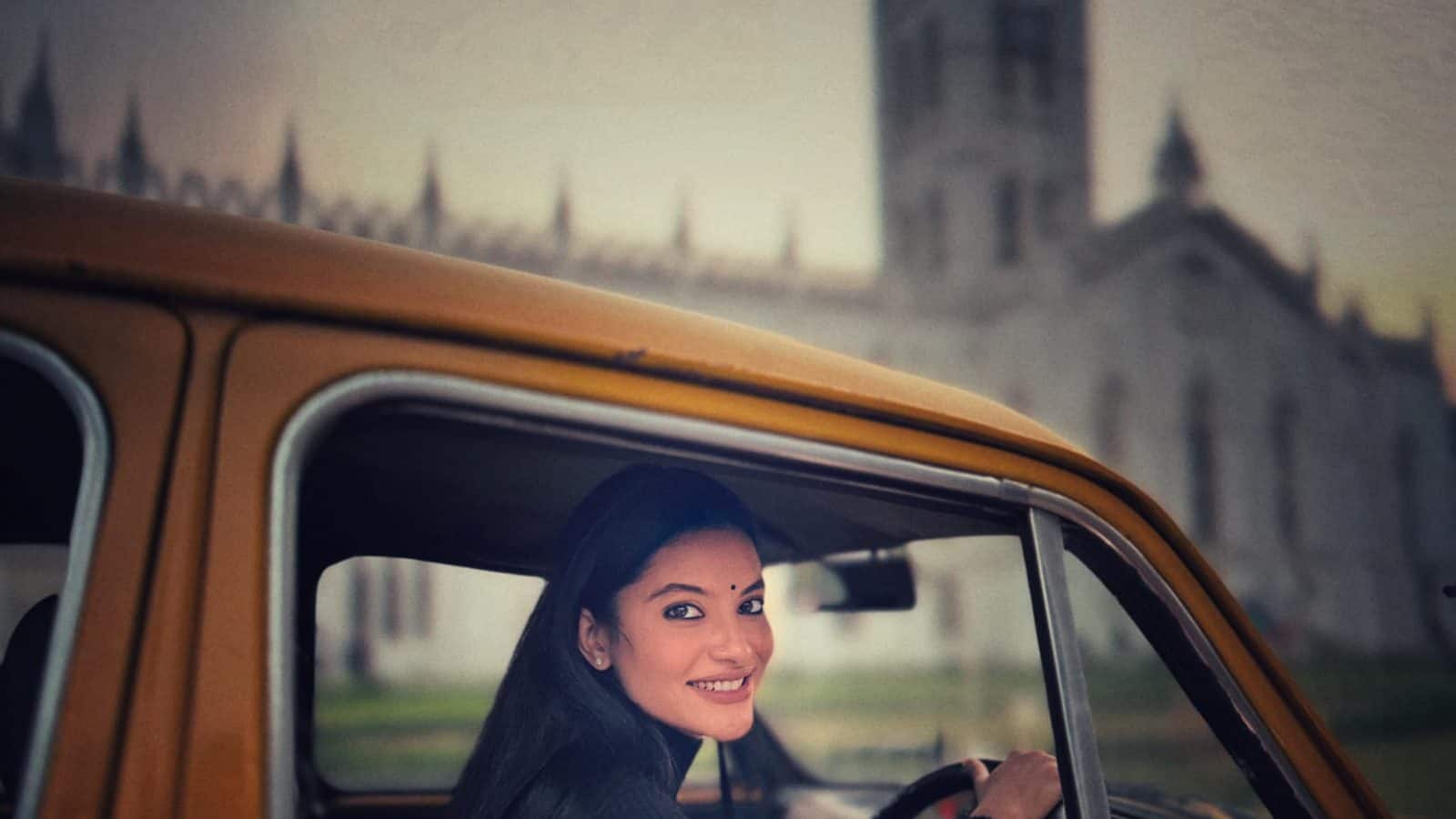 Bangladesh actress nazifa tushi is kolkata for promotion of movie hawa ...