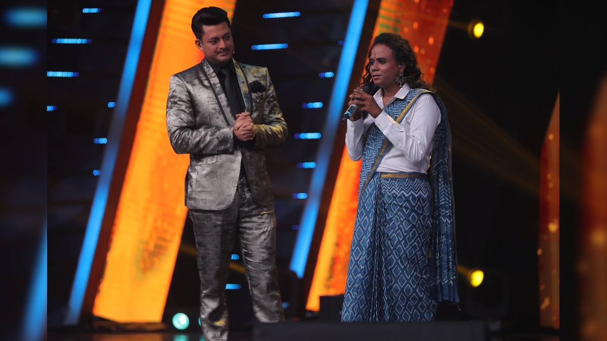 Transgender singer Anwesha: মা-বাবা ভাবত নেচে রোজগার করি, রূপান্তরকামী ...