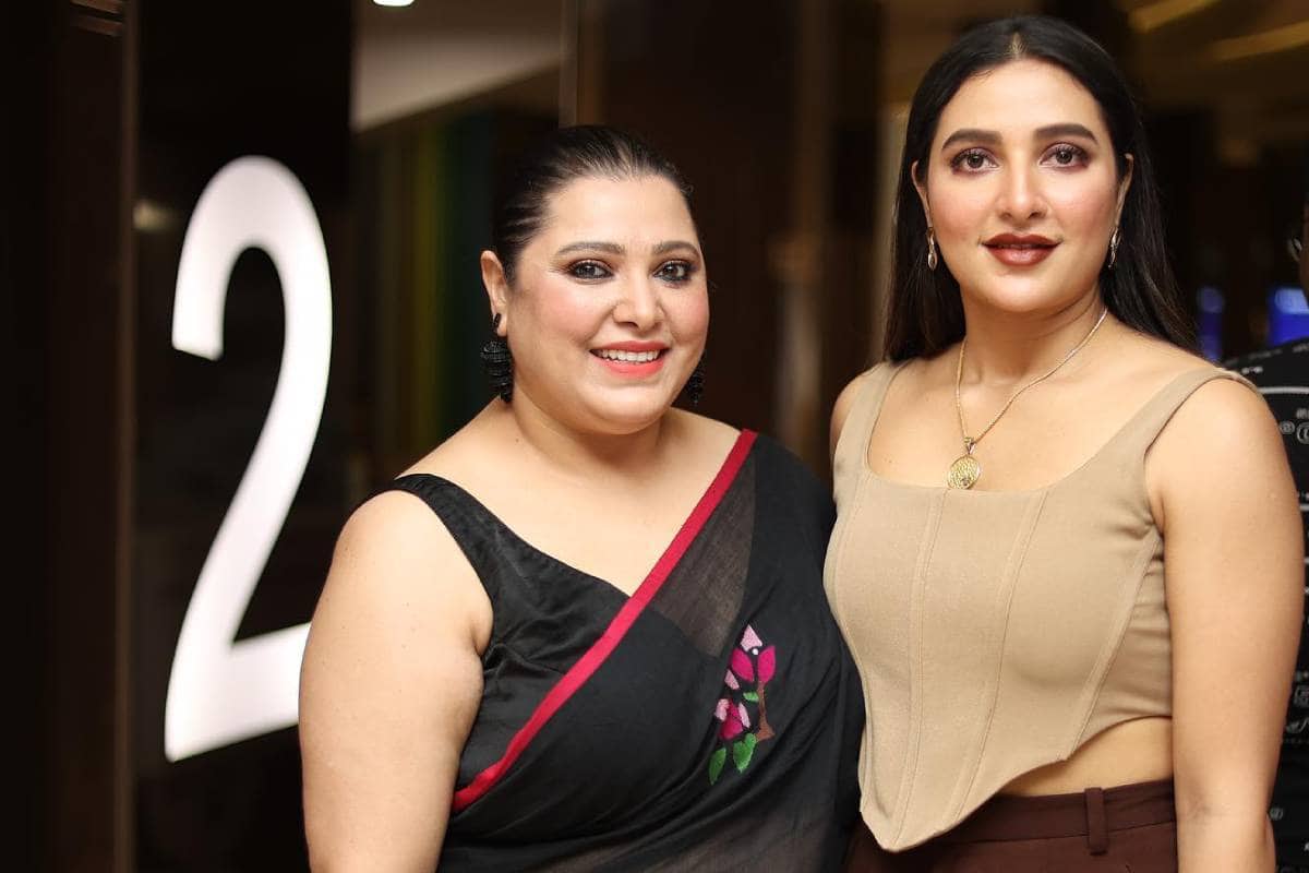 ২টি ব্যর্থ বিয়ে, একাধিক ফ্যানক্লাব! বোন শুভশ্রীর মতোই সুন্দরী দিদি ...