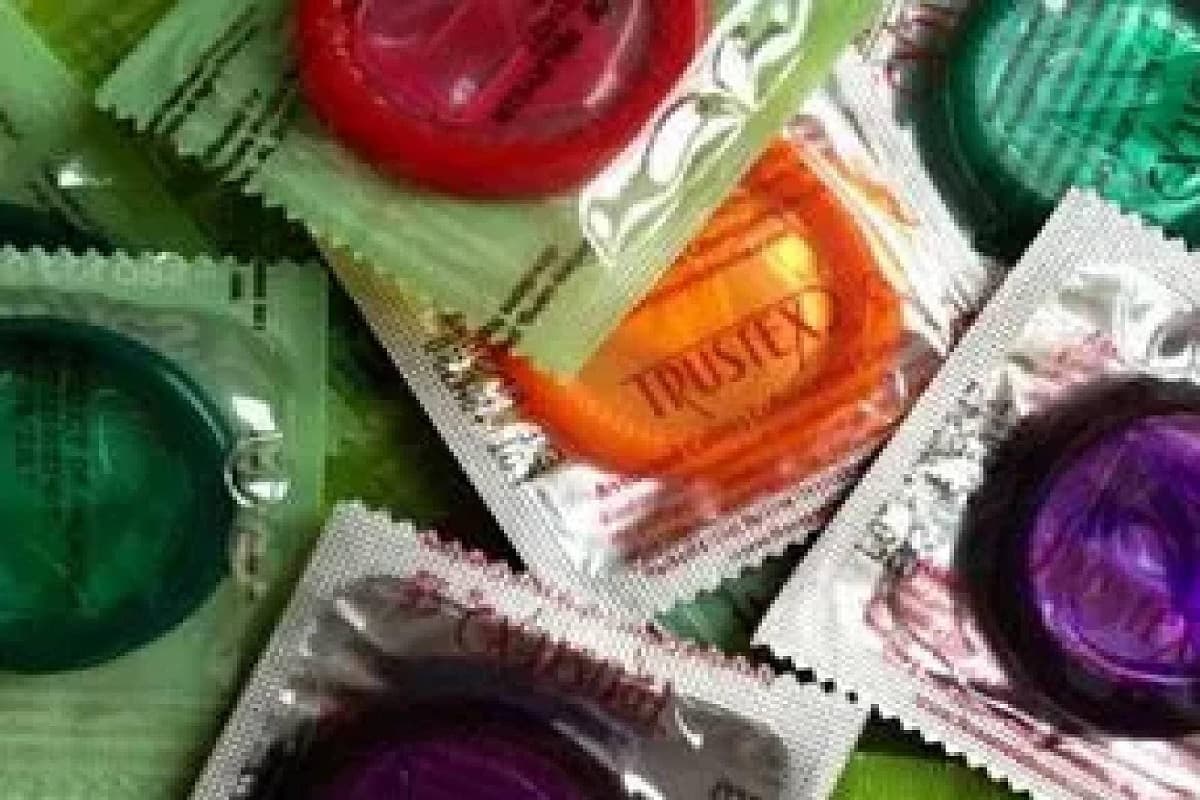 কন্ডোমের আবিষ্কার কবে হল জানেন? প্রাচীন কালেও ব্যবহার করা হত নিরোধ ...