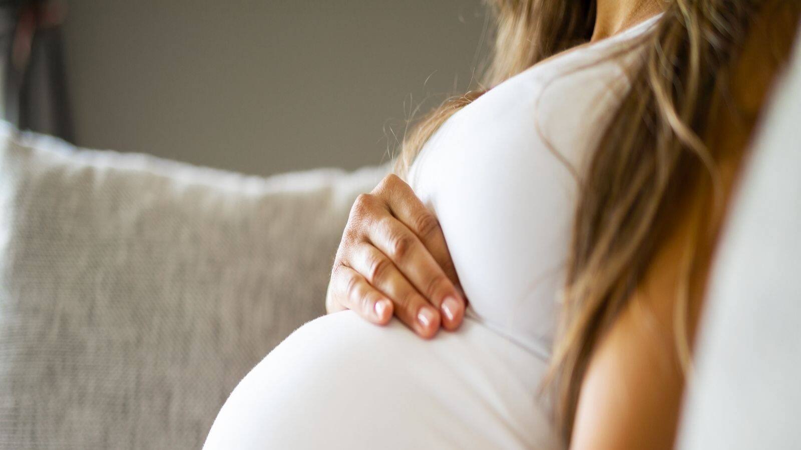 Viral || Woman Miracle Pregnancy: girl pregnant twice in few days ...