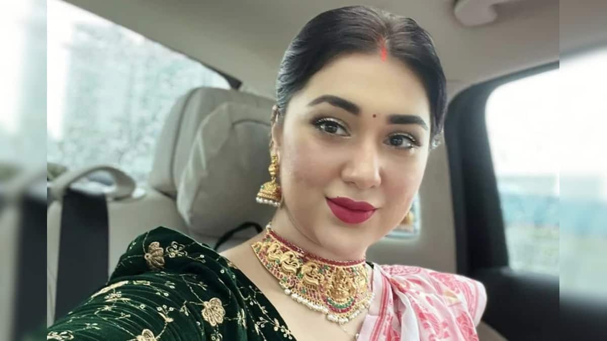 Apu Biswas-Nirab Hossain: কেউ শুনল না অপুর কথা, অনুরোধের পরেও ফাঁস হল 'আপত্তিকর' ভিডিও ...