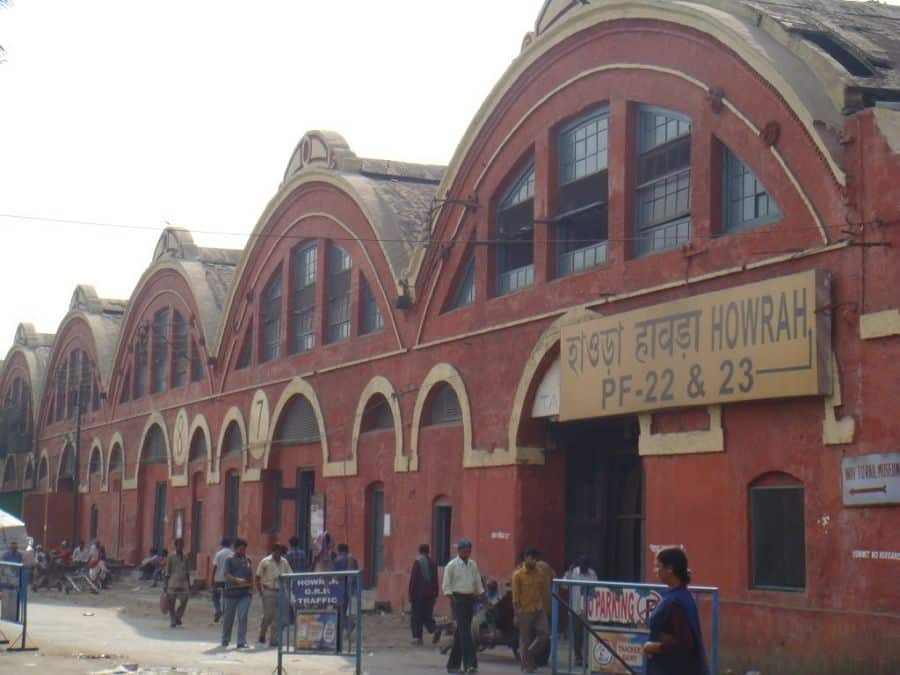 হাওড়া স্টেশনে নেই কেন '১৬ নম্বর' প্ল্যাটফর্ম? বিরাট রহস্য ফাঁস! তাজ্জব ...
