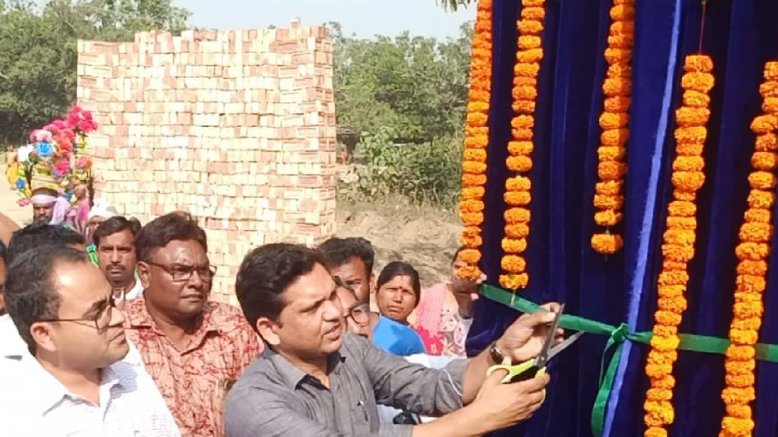 272 km road making project sanctioned in maldah, মালদহে ২৭২ কিমি রাস্তা ...