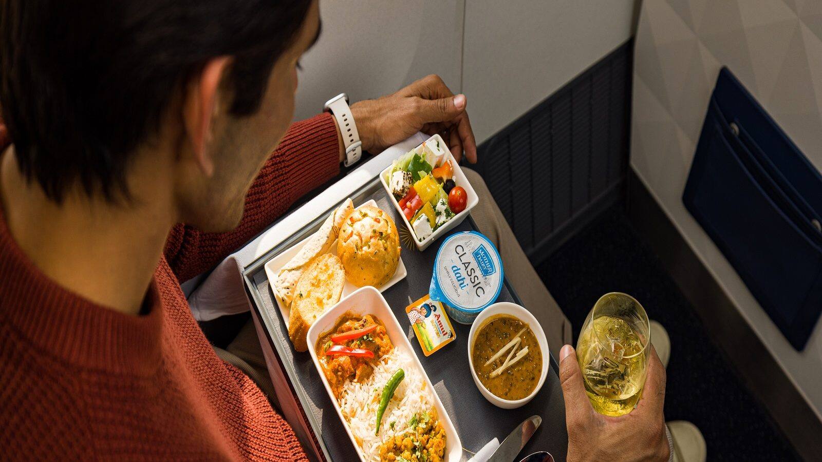 Air India Refreshes Inflight Menu: রেস্তোরাঁর মতোই উপভোগ করা যাবে ...