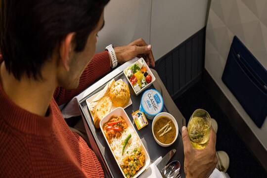 Air India Refreshes Inflight Menu: রেস্তোরাঁর মতোই উপভোগ করা যাবে ...