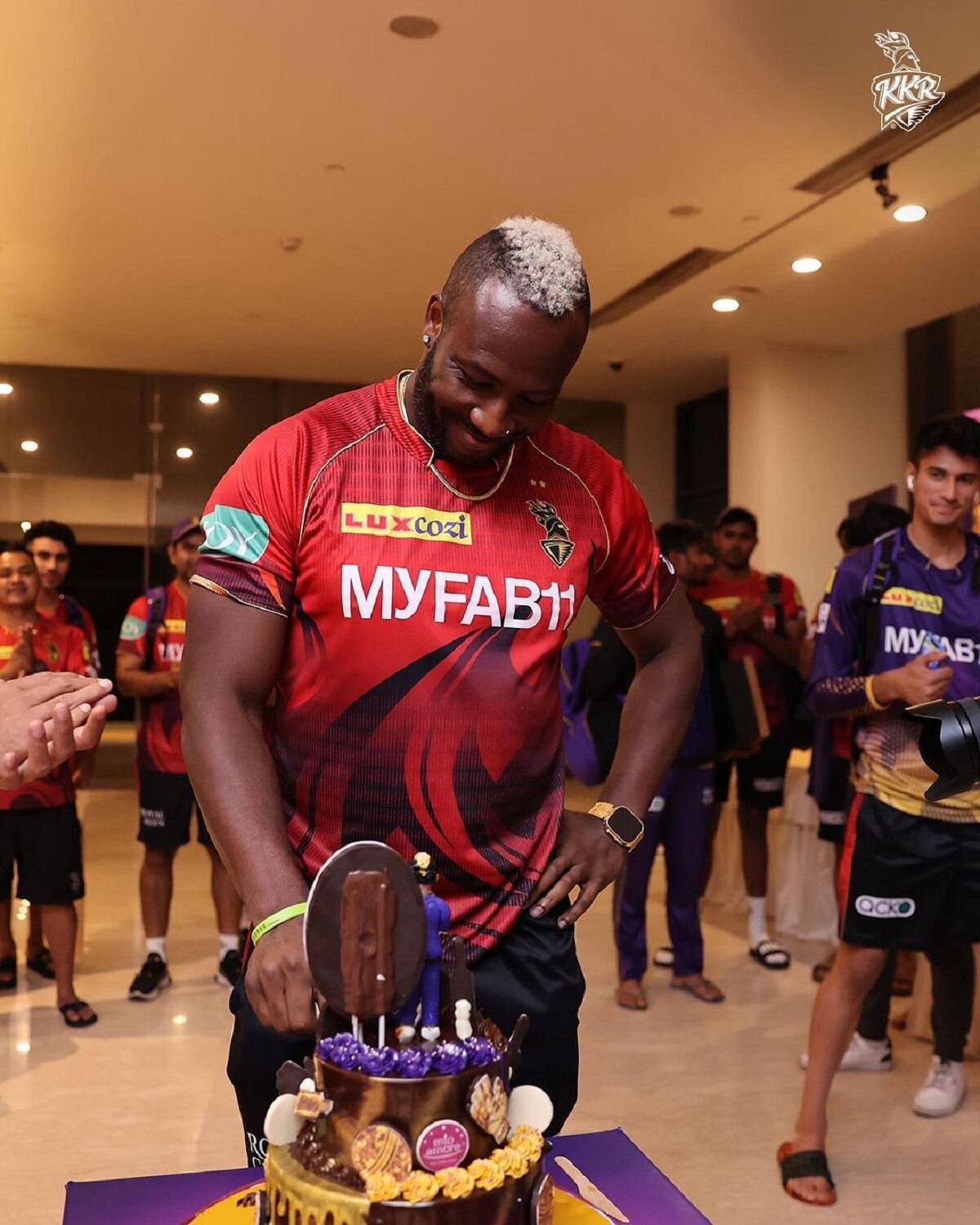 সবসময়েই স্পেশাল ‘রাসেলের বিবি’ স্বামীর জন্মদিনে সোহাগের অন্যরকম সাহসী ...