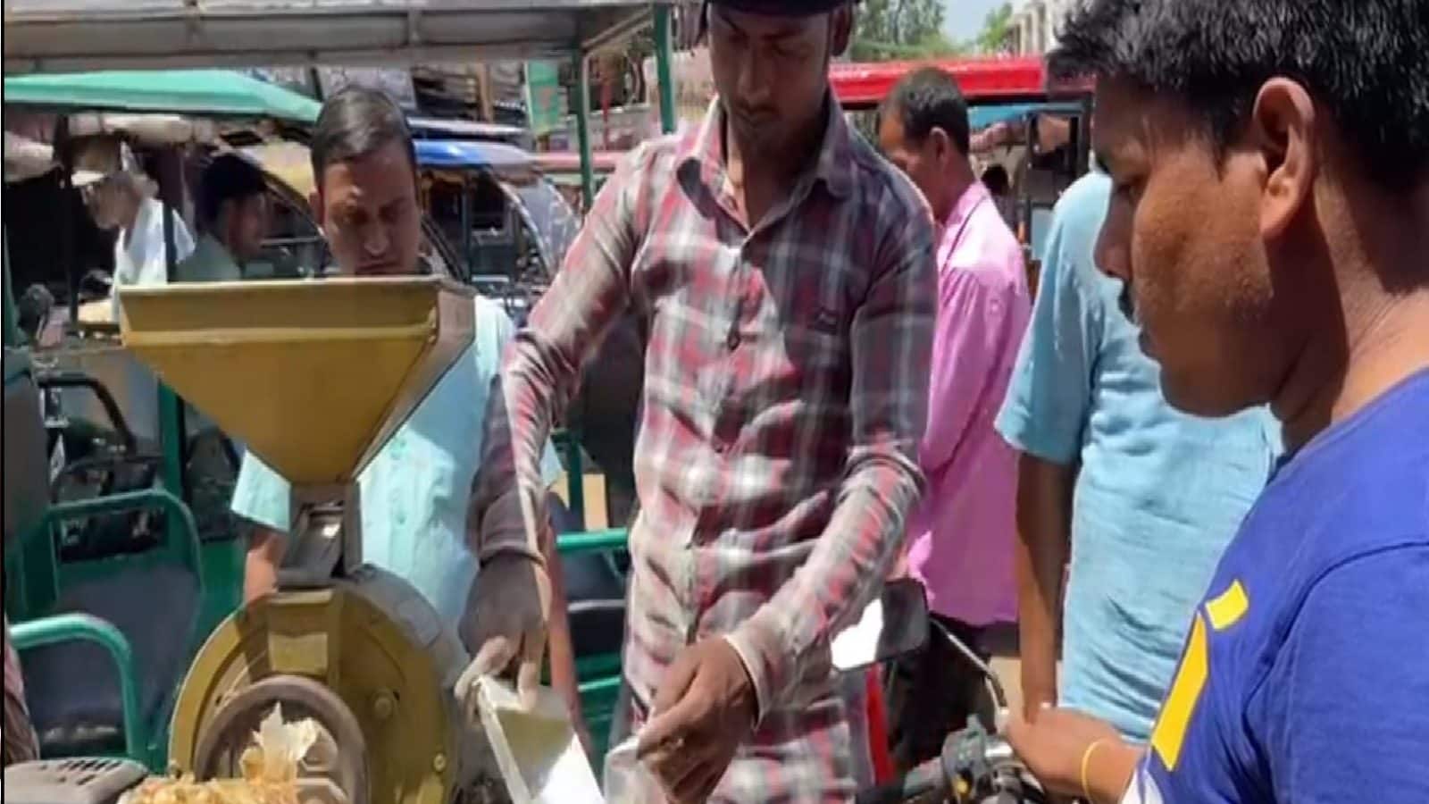 Bangla News | বাইকে লাগানো মেশিন, তাতে এ কী তৈরি হচ্ছে? মালামাল বিহারের ...