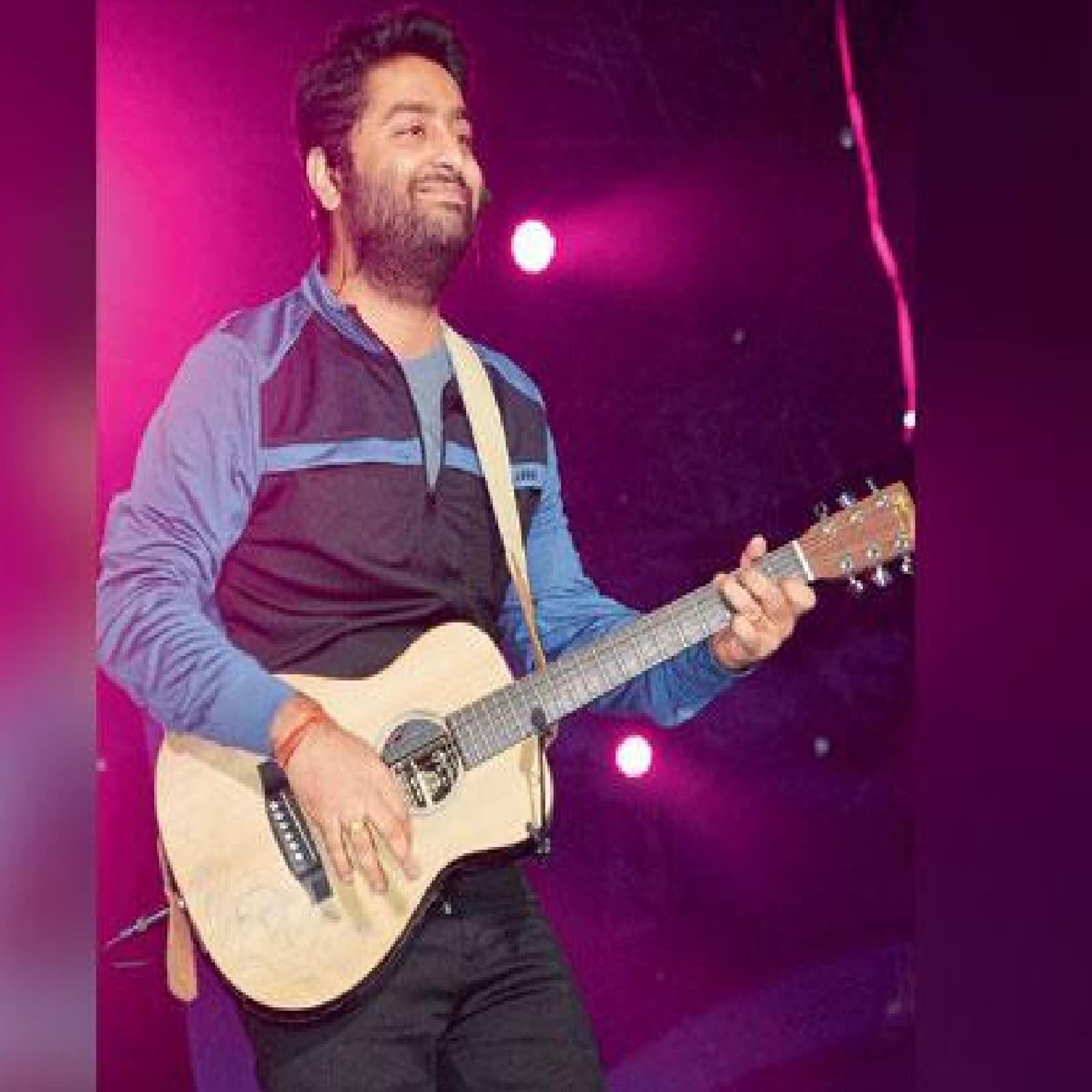 arijit singh guitar names jhilik and jhora, অরিজিৎ সিংয়ের গিটারে কেন ...