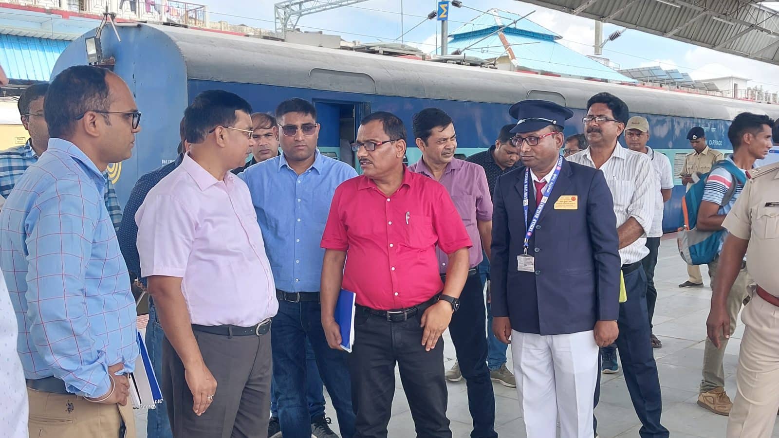 Dakshin Dinajpur News: বালুরঘাট রেল প্রকল্পের বিভিন্ন উন্নয়নের কাজ ...