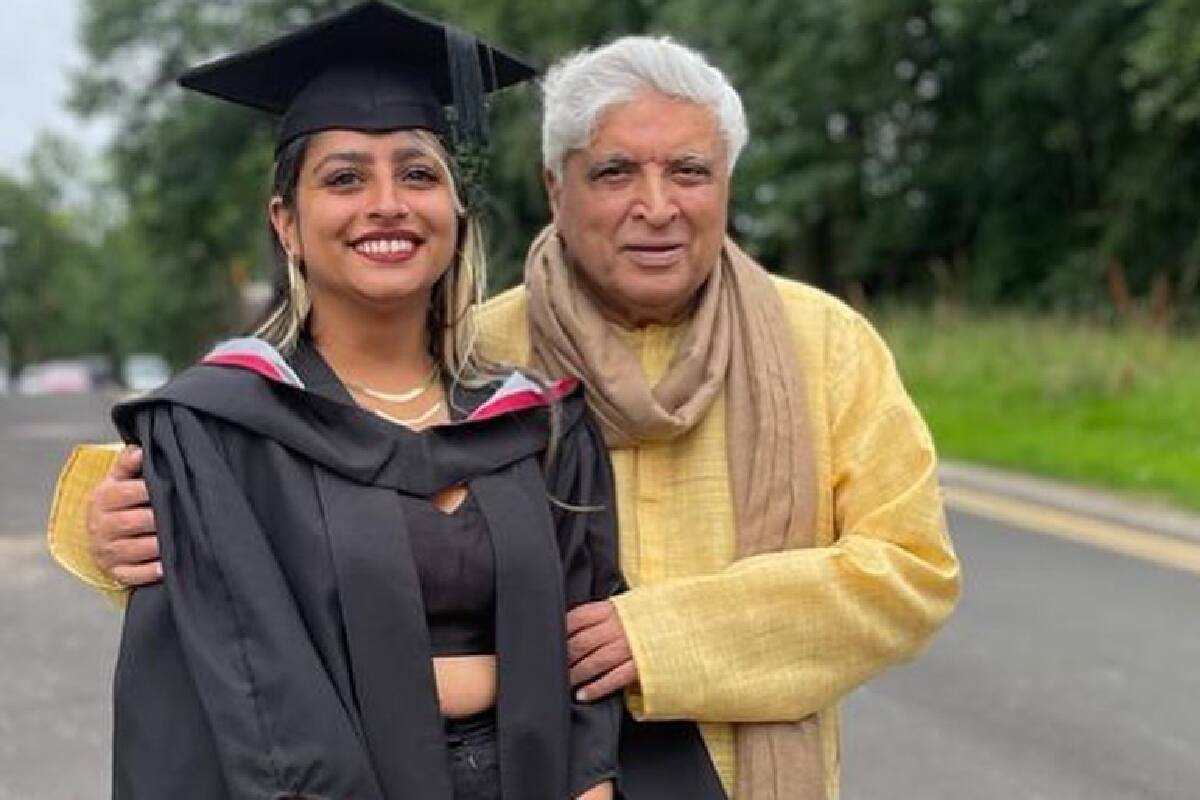 Javed Akhtar-Farhan Akhtar: প্রাক্তন ও বর্তমান স্ত্রীকে নিয়ে বিদেশ ...